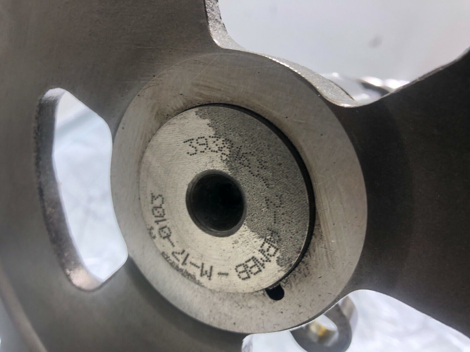 8.3L ISC ISL Cummins Rear Main Seal Engine Cover 3933384 OEM ⋆ Used ...