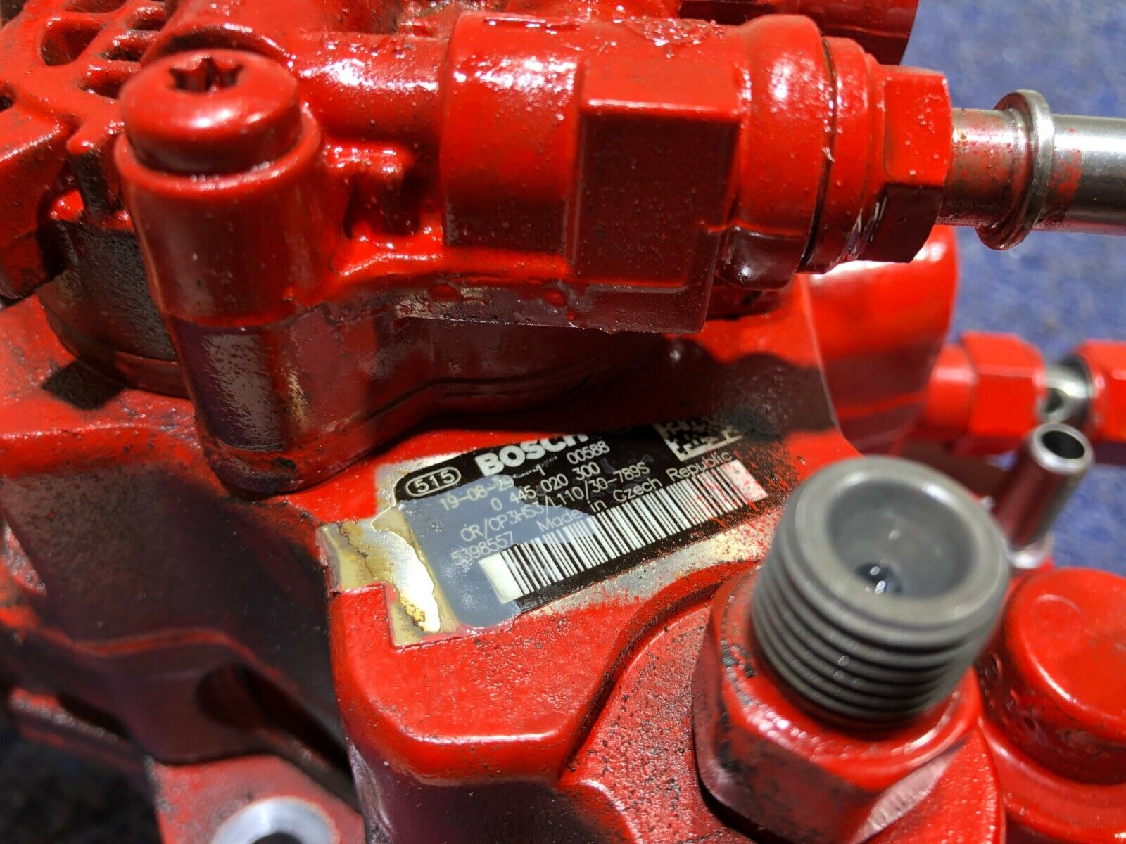 Cummins 4088665 ISX Fuel Injector Bosch With Hold Down OEM ⋆ Used ...