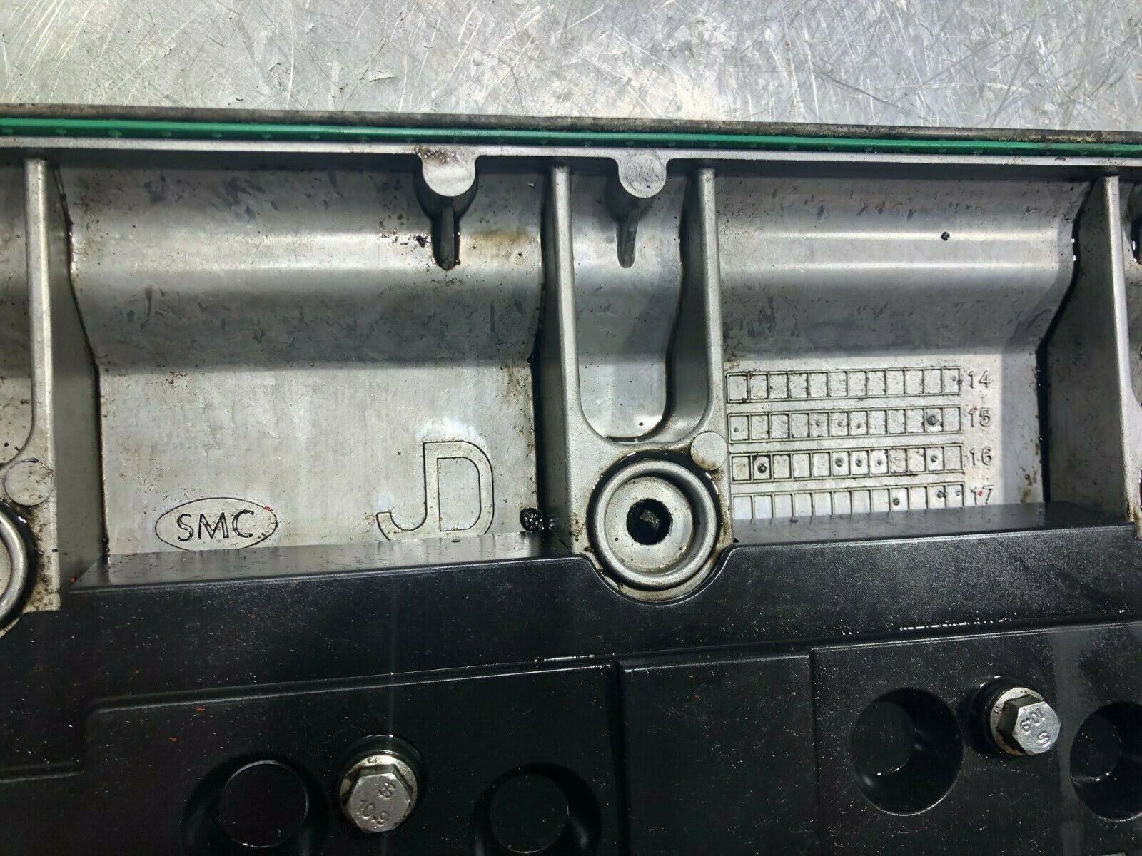 John Deere 6068 Diesel Engine Original Valve Cover R522199 OEM ⋆ USED ...