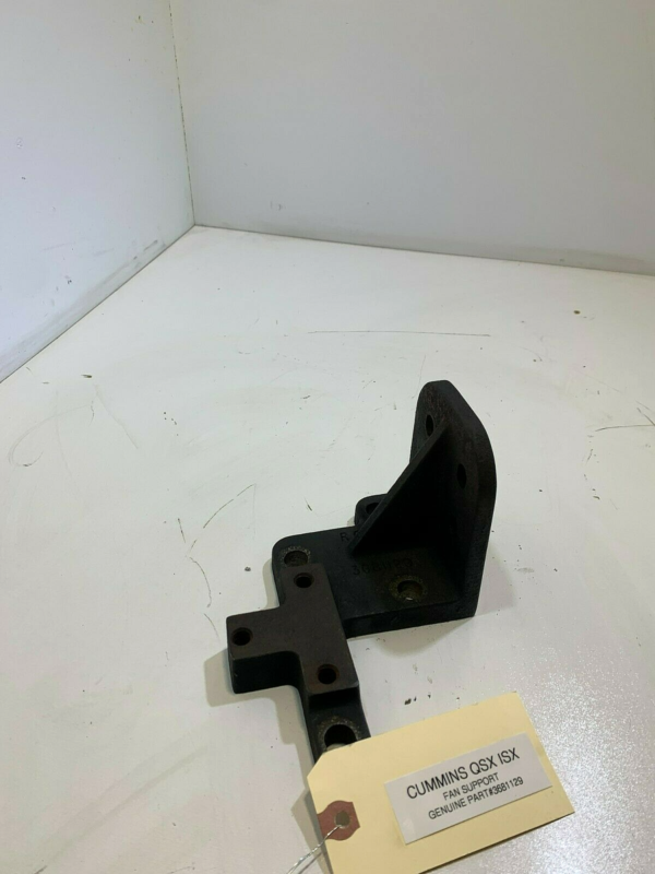 Cummins QSX ISX DIESEL ENGINE FAN SUPPORT BRACKET 3681129 OEM ⋆ Used ...