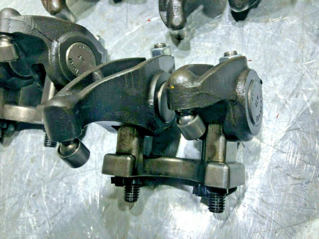 Cummins ISL ISC 8.3 PACCAR Complete Rocker Arm Assembly push rods ...