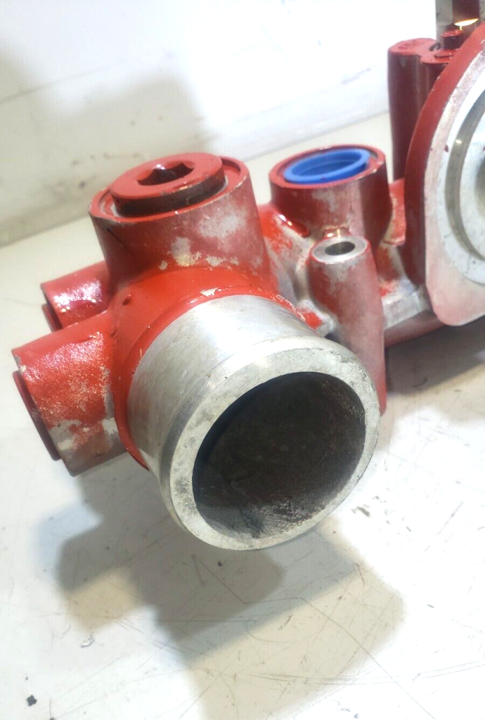 Cummins 4318605 ISX QSX 15 Water Coolant Inlet Connection OEM ⋆ Used ...